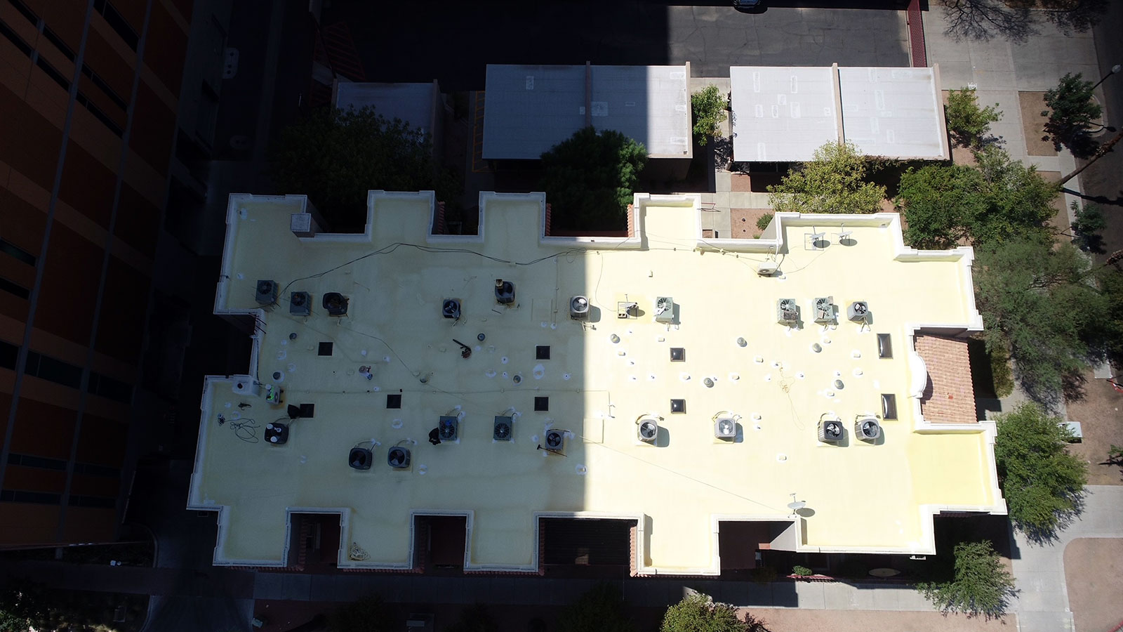 Phoenix Roofing Company: Seamless Foam Roof Installation