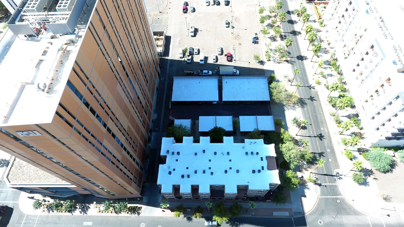 Phoenix Roofing Company: Seamless Foam Roof Installation